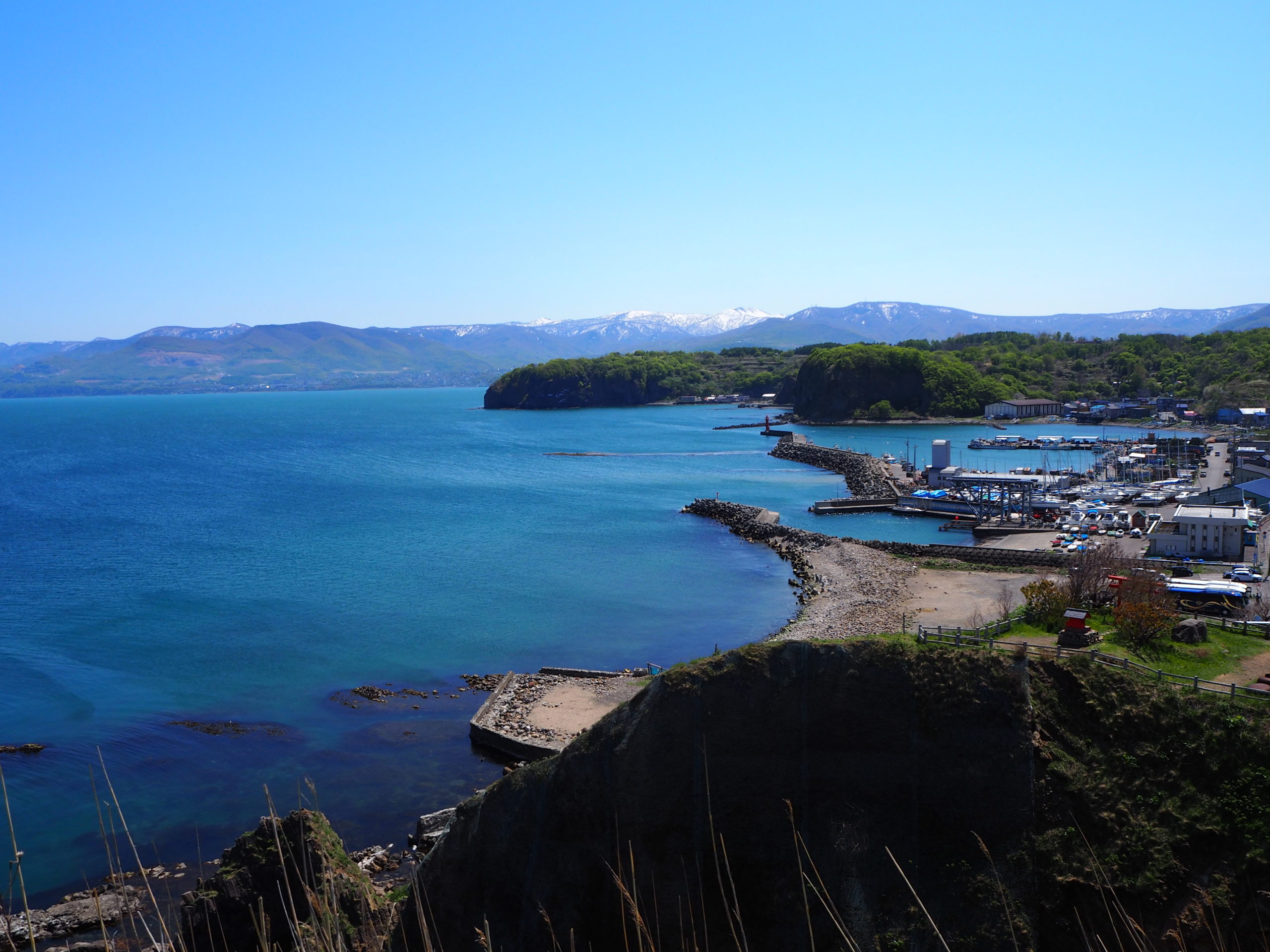 The stunning blue sea of the Shakotan Peninsula Hokkaido | Japanese ...